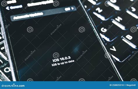 Vienna Austria October 12 2022iphone 13 With Ios 16 Update Screen