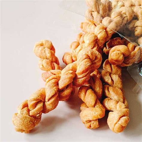 🔥ipoh Traditional Salty Crispy Twist Rollching Han Guan 钟汉元咸脆麻花 250g