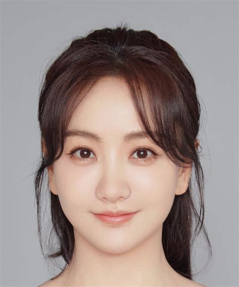 Yang Rong And Chen Xiao