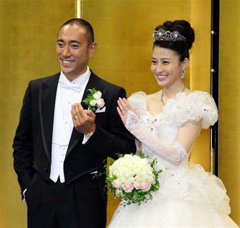 海老蔵、麻央と買い物デートを報告芸能デイリースポーツ Online