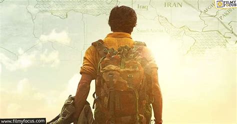 ‘మైత్రితో థియేటర్ల పోరు దిల్ రాజు ‘బాలీవుడ్‌ ప్లాన్‌ Filmy Focus