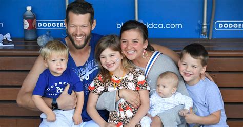Relievers Roki Sasaki Clayton Kershaw Help As Dodgers Reduce Magic