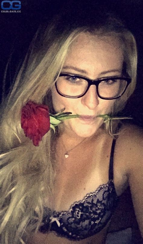 Kristina Mladenovic Nude Pictures Onlyfans Leaks Playboy Photos Sex Scene Uncensored