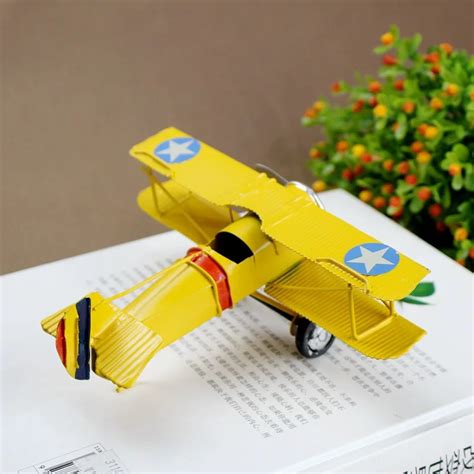 Декор Ретро фигурки истребителя сделать старая металлическая модель самолета статуя Классический