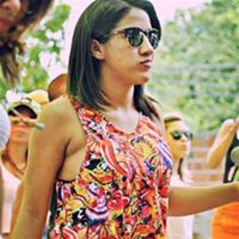 Stream Thaylene Lima Music Listen To Songs Albums Playlists For Free On Soundcloud