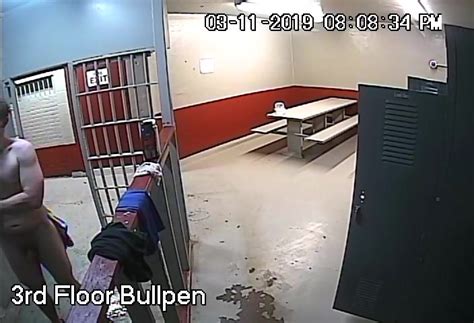 Prison Shower And Pissing