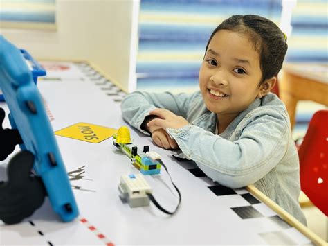 Unleashing Creativity And Curiosity Sammys Adventure At Codecraft