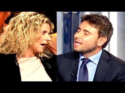 Barbara Lezzi E Alessandro Di Battista Le Due Volpi Nel Pollaio A 5 Stelle Nextquotidiano