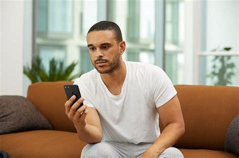 Face Verification Vs Face Recognition [infographic]