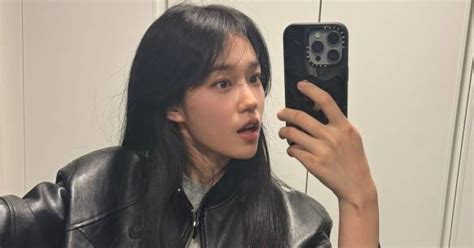 노윤서 손에 돌아온 패리스 힐튼의 레전드 백