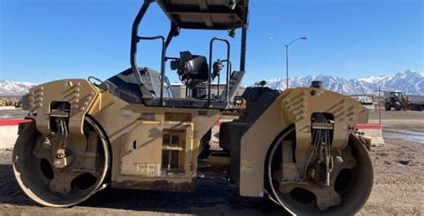 Used 2019 Caterpillar Cb15 Compactor For Sale