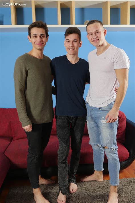 Photo Album 3 Twinks Lots Of Great Gay Sex