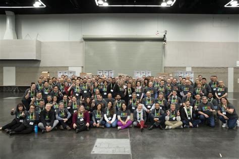 Stacey Moser On Linkedin Tektronix Tekgivesback Teamwork