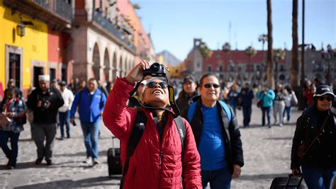 “llegan Muchísimos Turistas Canadienses” Enciende Debate Y Alerta De