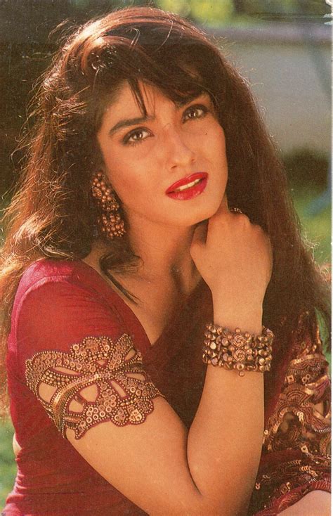 Pooja Bhatt 90s Raveena Tandon 90s Outfits Mamta Kulkarni 90s