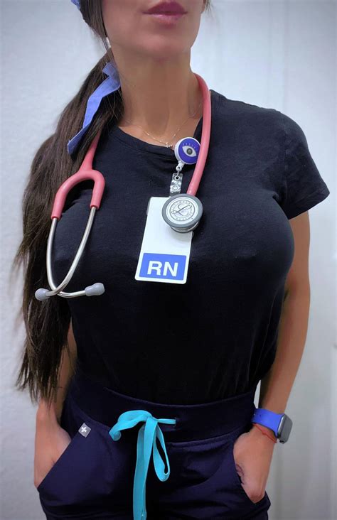 No Bra Tonight Scrolller