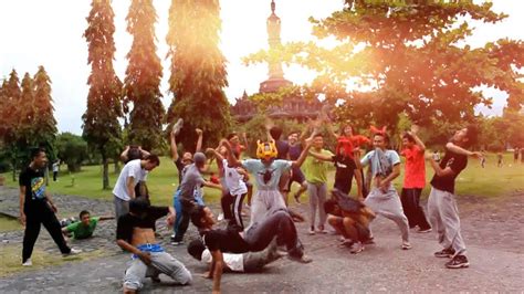 Parkour Bali - Harlem Shake Indonesia - YouTube