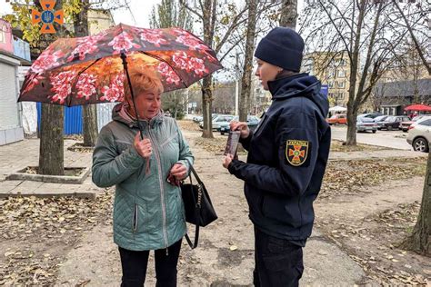 Мешканцям Нікополя нагадали правила поводження з вибухонебезпечними предметами фото