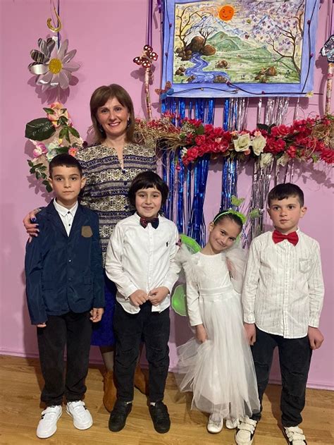 „რა არის ბედნიერება“ კერძო სკოლა „ანაბასისის“ L კლასის მოსწავლეთა საინტერესო კომპოზიცია Etm