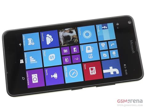 Microsoft Lumia 640 LTE pictures, official photos