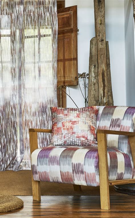 Prestigious Textiles Artisan Collection - Britannia Rose