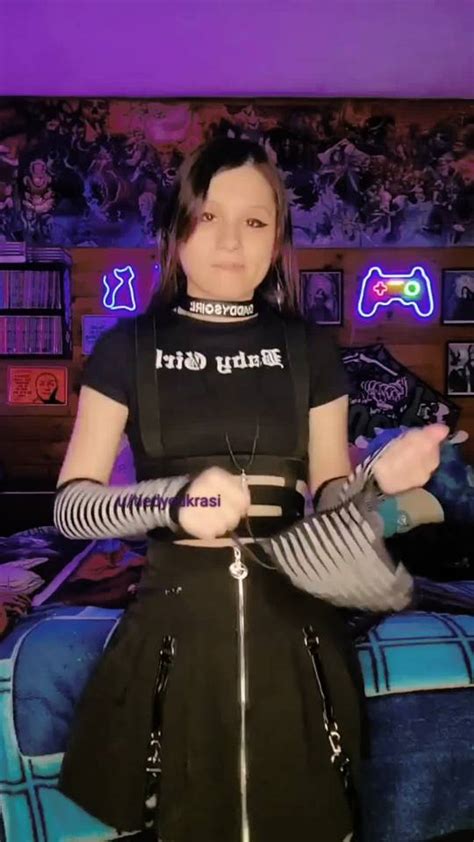 I M Too Silly Scrolller