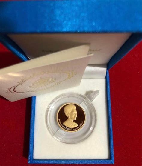 เหรียญ 10 บาท นิเกิลขัดเงา วาระ ที่ระลึก 50 พรรษา ราชินี พ ศ 2525 Kaidee