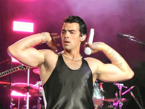Feet Body Face On Tumblr Joe Jonas