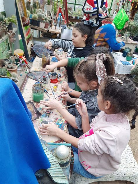 სასკოლო პროექტი გარემო ჩვენს ირგვლივ Iა კლასის მოსწავლეები სტუმრად ყვავილების ორანჟერიას