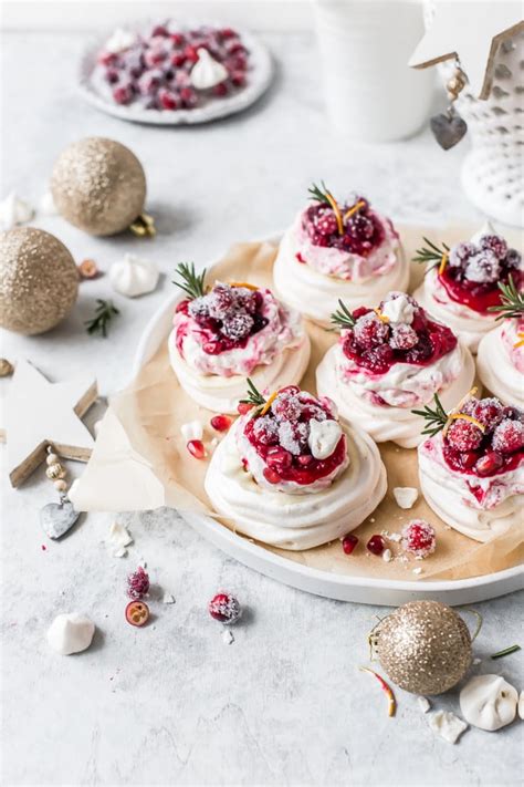 Minipavlova Med Vit Chokladfluff Lemon Curd Artofit