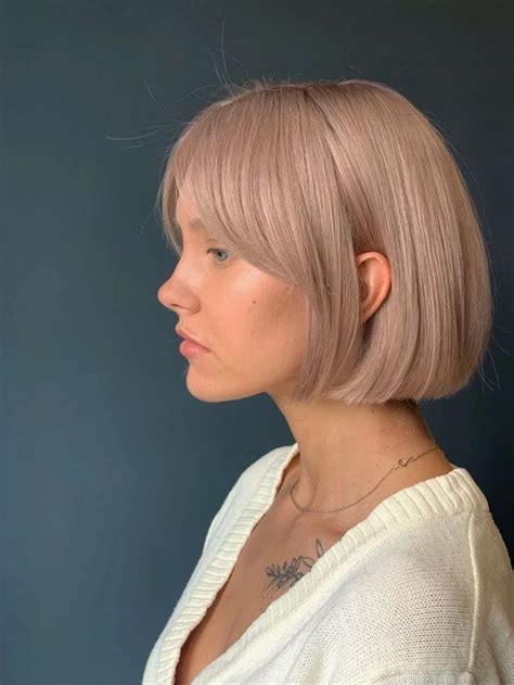 Челка шторка 2023 длинная с каре на средние волосы на две стороны до подбородка кому идет