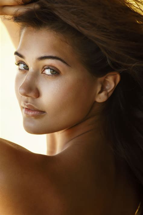 Aneesa S New View Modeling