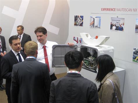 Raytheon Anschütz Unveils New Navigation Radar