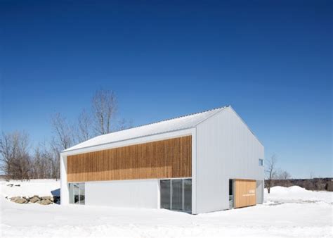 Architecture Microclimat Completes Canadian Fitness Centre For Body