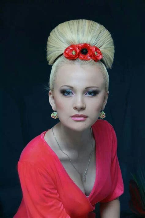 Blond Bouffant Natural Hair Styles For Black Women Mother Of The