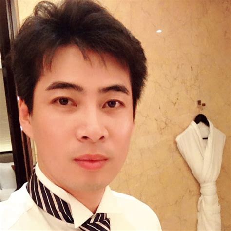 Jiali Zhang Director Of Jewelry Operations Run Your Own Jewelry