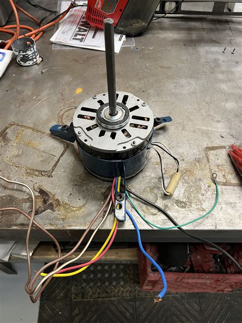 What does the color of wiring mean on this motor? : r/electrical