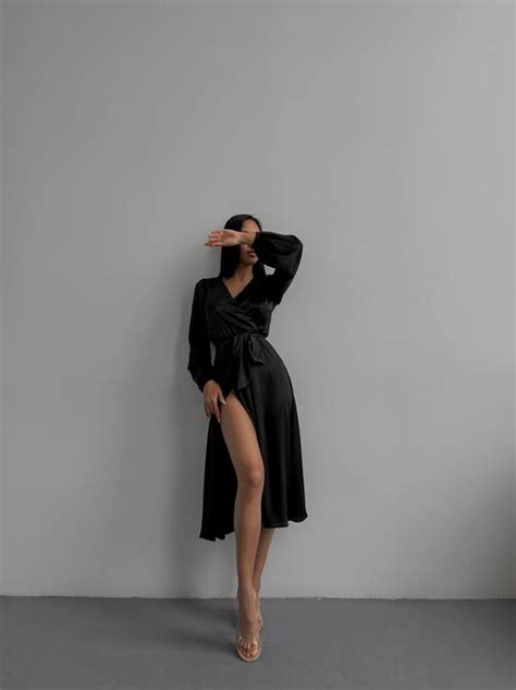 🎨4 шикарна шовкова сукня міді чорна чорний черное платье миди плаття на запах — ціна 690 грн у