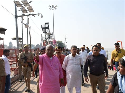 Mp Lallu Singh And Commissioner Navdeep Rinwa Along With Colleagues Inspected Ayodhya Akshya
