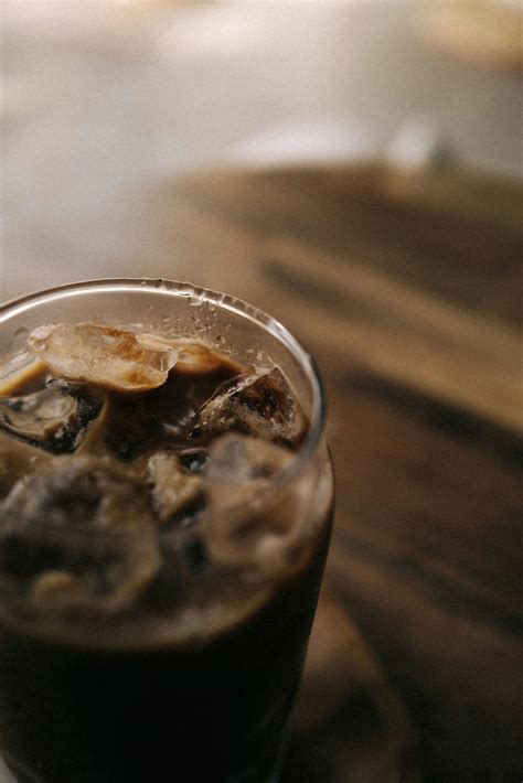 Безкоштовне стокове фото: coca cola, будьмо, вертикальні постріл ...