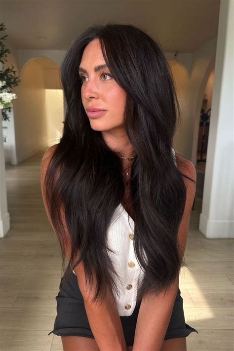 La Ragazza Ricca E Bruna La Tendenza Pi Calda Per I Capelli Che Invader I Vostri Social