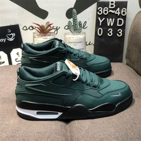 ใหม่ Air J4 Reteo Low Cut รองเท้ากีฬาบาสเก็ตบอลที่ใช้งานได้จริง