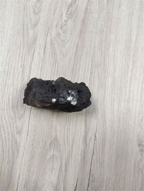 Is This A Meteriod Attracts Magnets Weights A Kilo Rwhatsthisrock