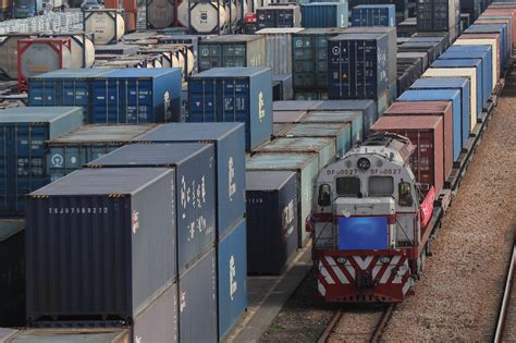 كازاخستان تخطط لبناء ستة مراكز تجارية عبر الحدود Seetao