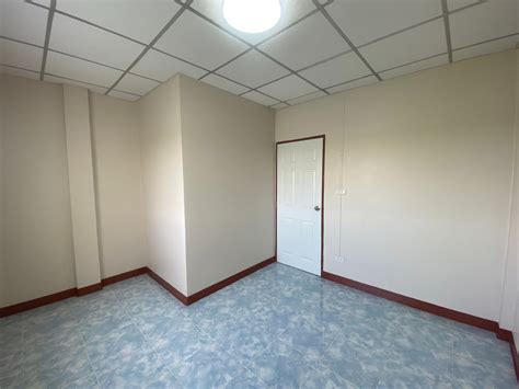 ขายทาวน์เฮ้าส์ ถนนแพรกษา โรบินสัน บิ๊กซี รถไฟฟ้า หมู่บ้านบดิพัฒน์ 2 บ้านสวย รีโนเวทใหม่ ทำเลดี