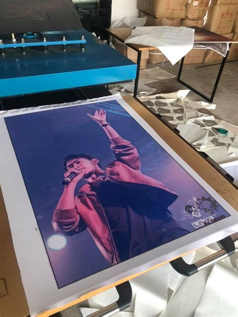 อยากได้รูปขนาดใหญ่ ไม่มีเงาสะท้อน วัสดุคุณภาพอย่างดี ภาพคมชัดระดับสูง ในราคาหลักร้อย ทักมาเราได้