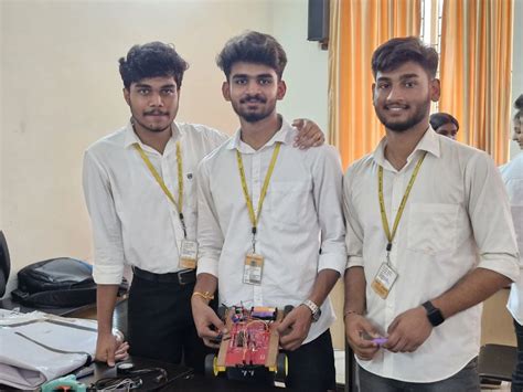 Embeddedsystems Robotics Microcontroller At89c51 Automation Karthikeya Rao