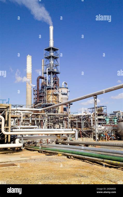Oil Refinery This Is The Catalytic Cracking Area Catalytic Cracking