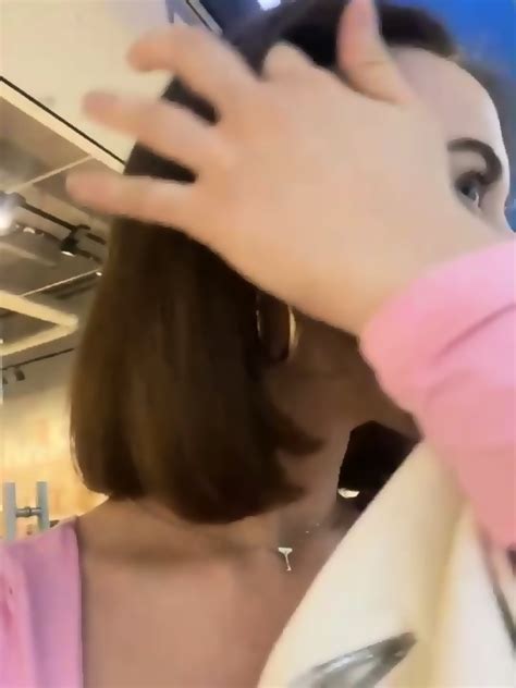 Streaming From The Fitting Room Webcam