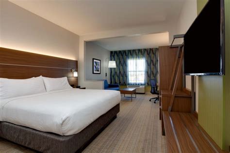Holiday Inn Express And Suites Orlando International Airport An Ihg